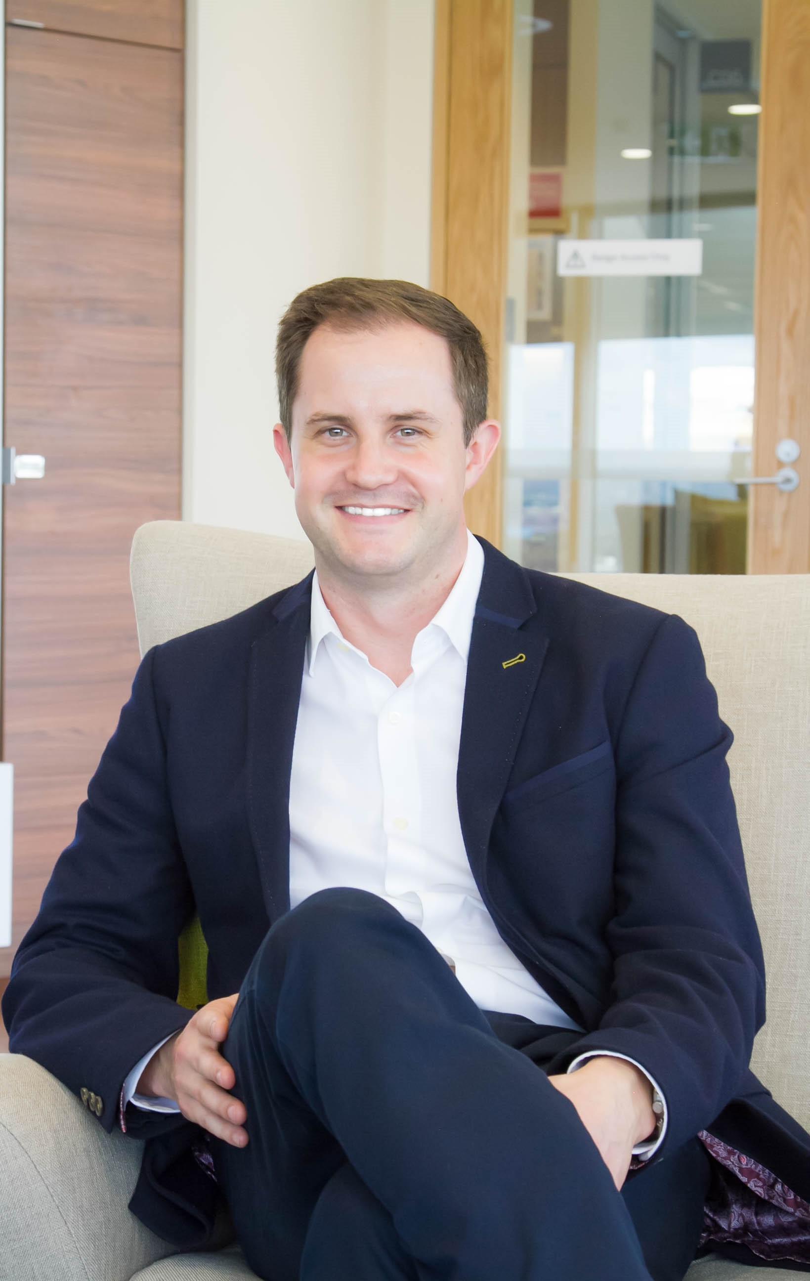 How to create amazing customer experiences using customer relationship ...